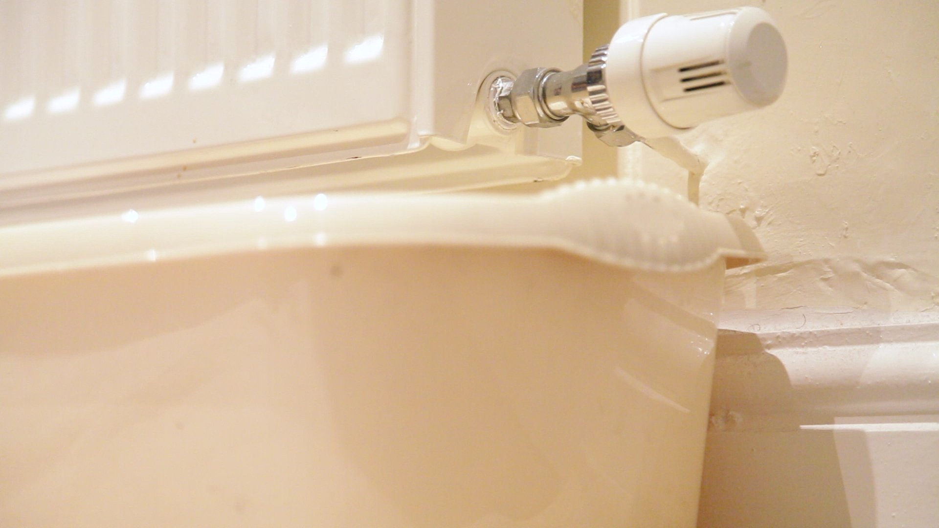 How to replace a radiator - A BestHeating guide | BestHeating Advice Centre