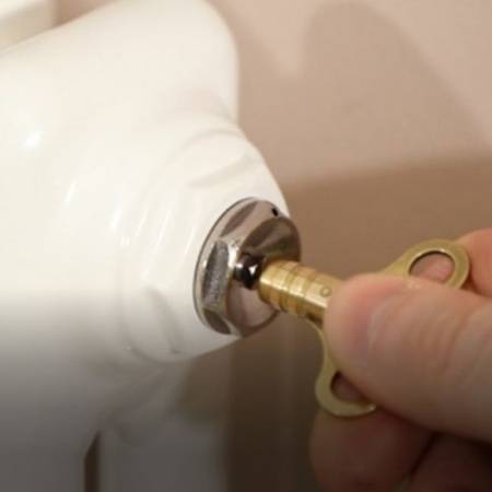 How to replace a radiator bleed valve